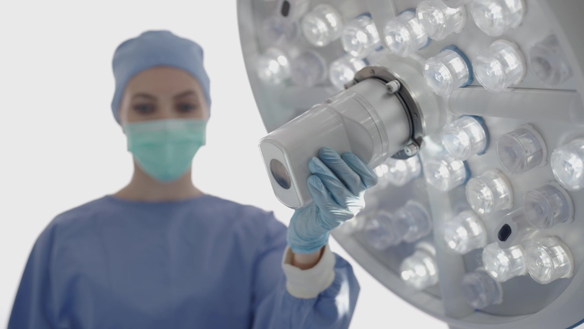 QuadLED - surgical lights, LED lights, operation room lighting ...